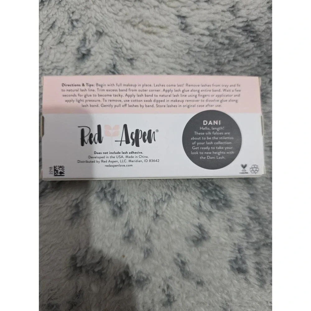 Red Aspen | Makeup | Red Aspen Luxe False Lashes Dani | Poshmark